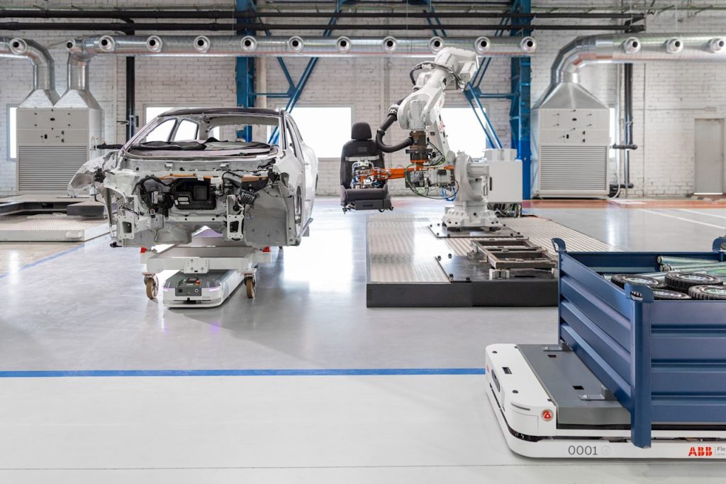 ABB Rebrands Autonomous Mobile Robot Portfolio - Mechatronics Canada